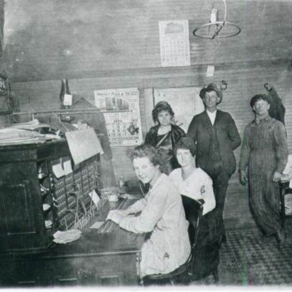 Louisa’s Telephone Operators – Discussions about the lesser known parts ...